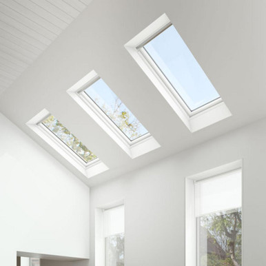 Keylite Centre Pivot Hi-Therm Glazed White Finished Window 780 x 980mm ...