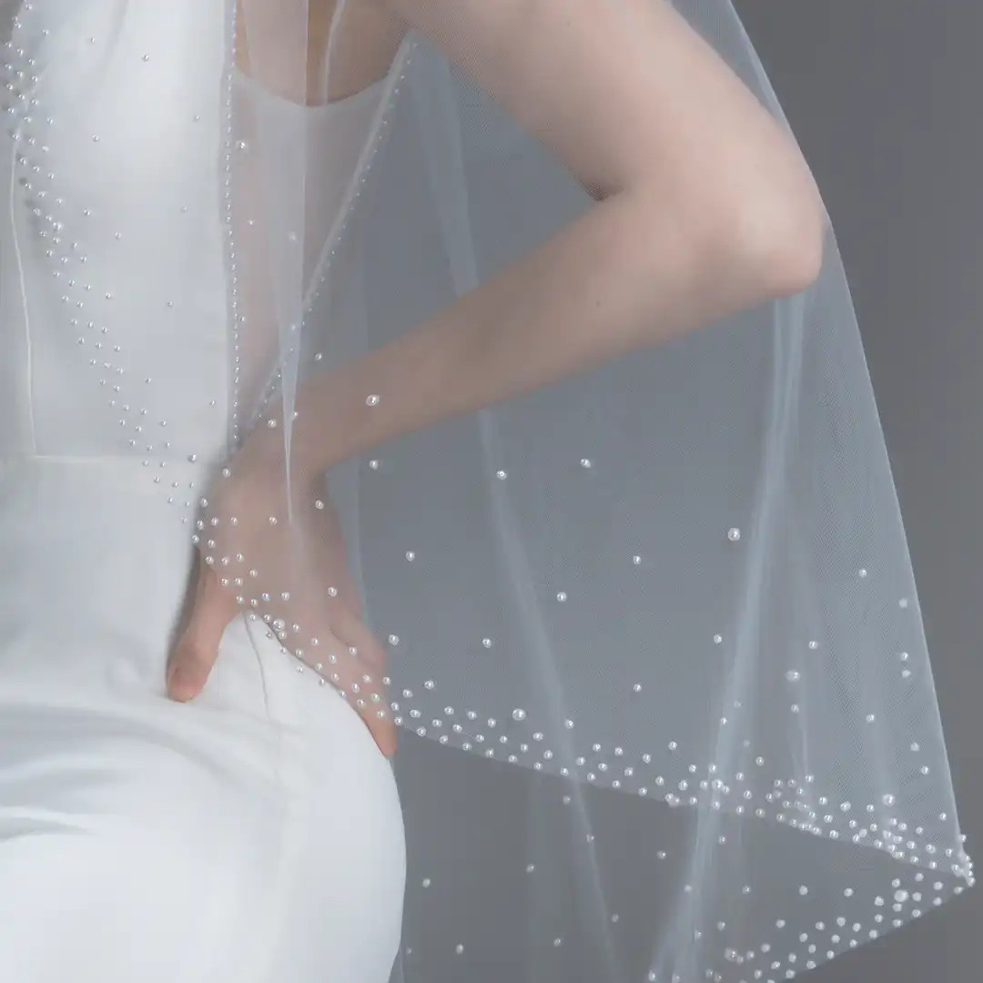 Pearl Scatter Beaded Edge Fingertip Wedding Veil V6253F