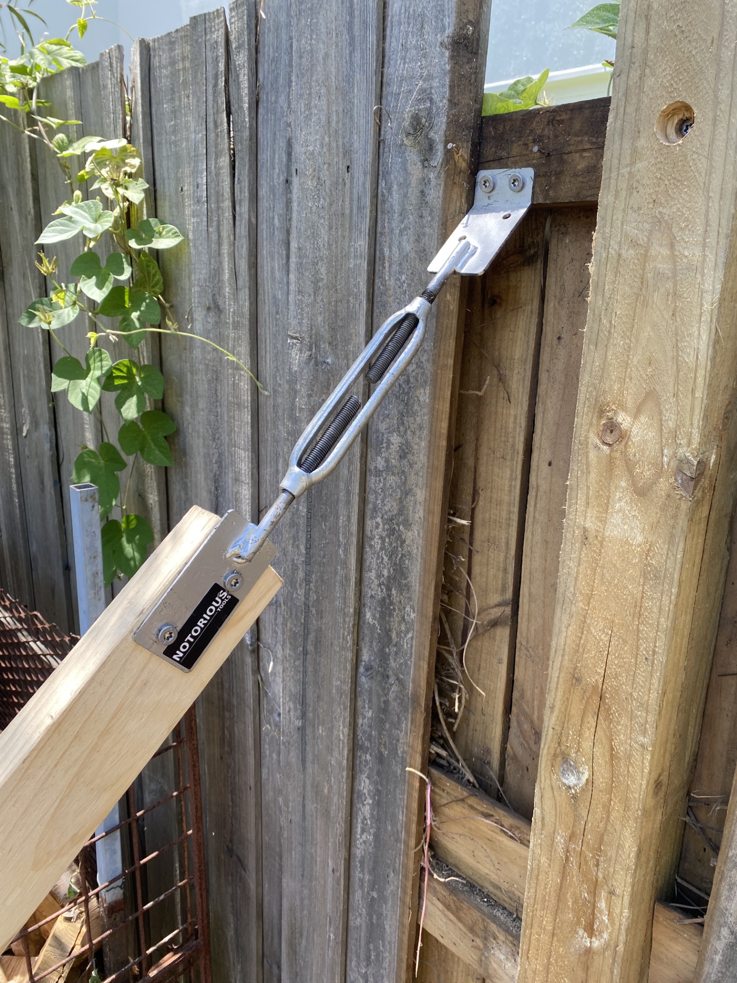 Adjustable Frame Brace Heads