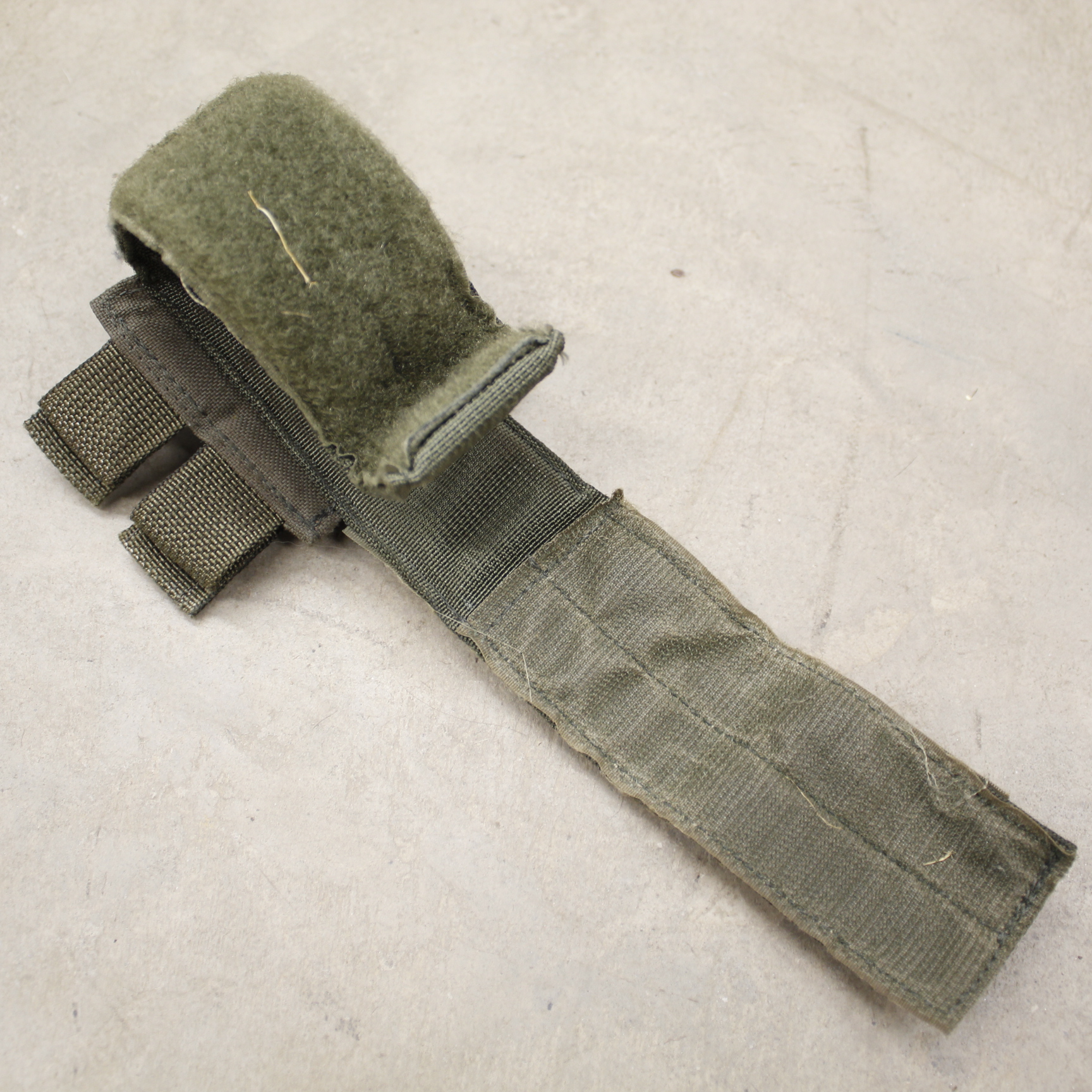 Surplus Eagle Industries RLCS MOLLE Weapons Catch