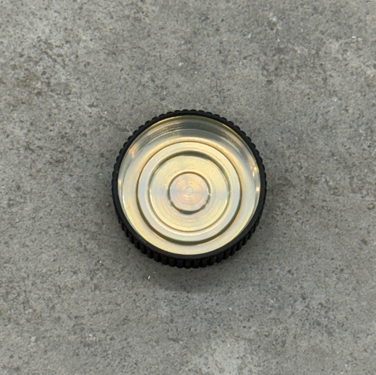 PEQ-15 / LA5 Illuminator Battery Cap