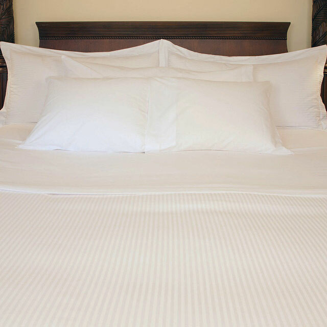 Hotel Comforters