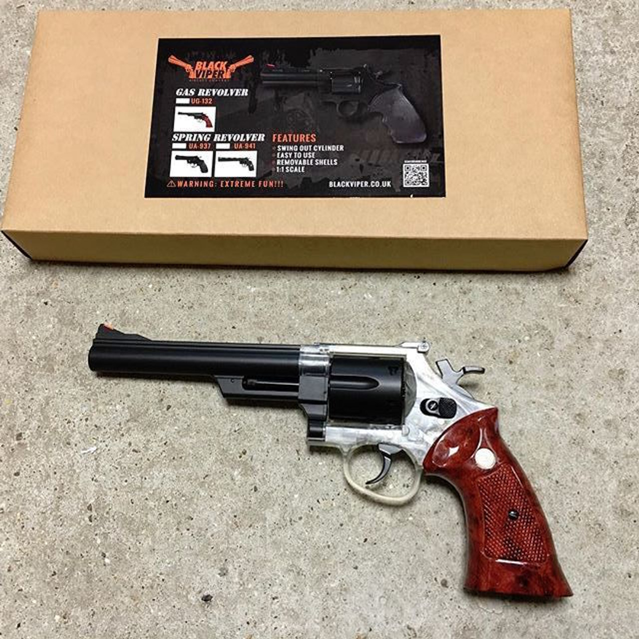 Blackviper Gas Revolver With Mid Size Barrel