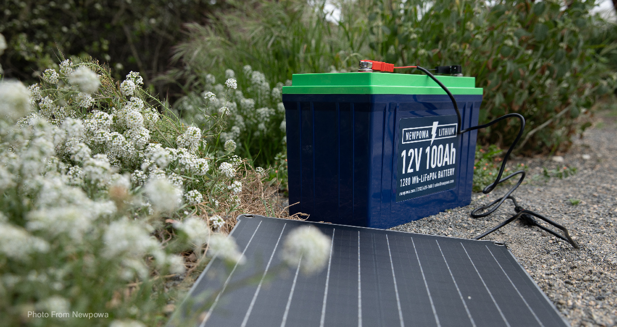 SOLAR BATTERIES VS. GENERATORS: WHICH IS BEST FOR OFF-GRID LIVING ...