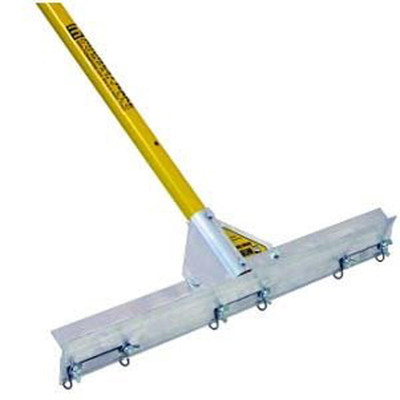 24in Wire Gauge Rake, 82in Yellow Aluminum Handle | CMTP