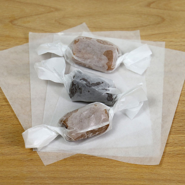 White Caramel Wrappers, 3" x 4", 100 sheet