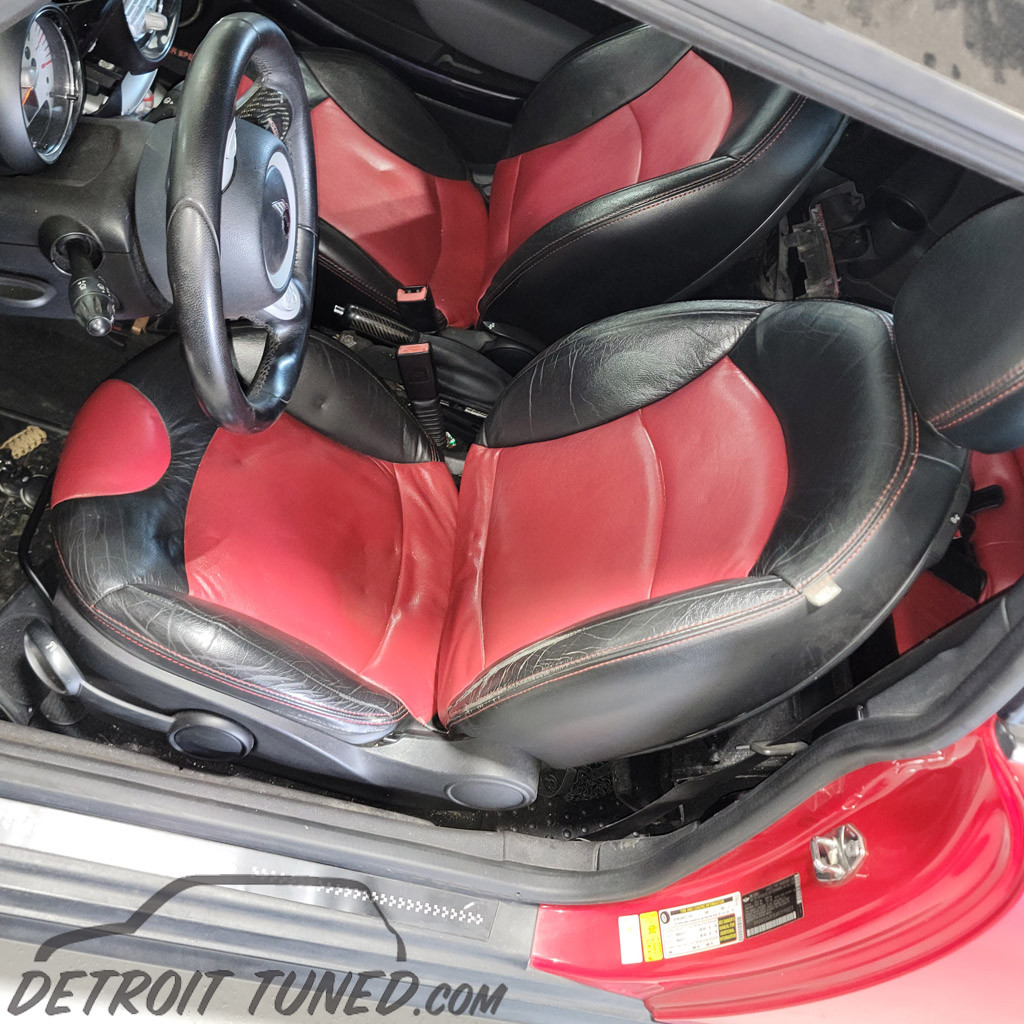 MINI Cooper S R55 JCW Parts Car