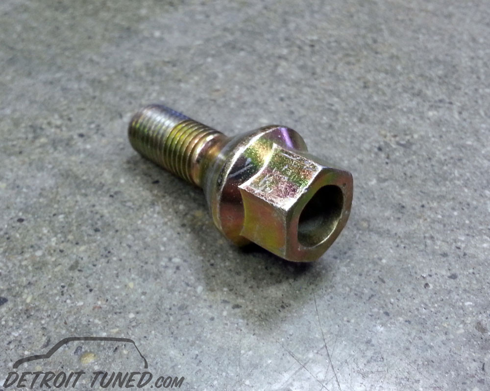 USED MINI Cooper Lug Bolt