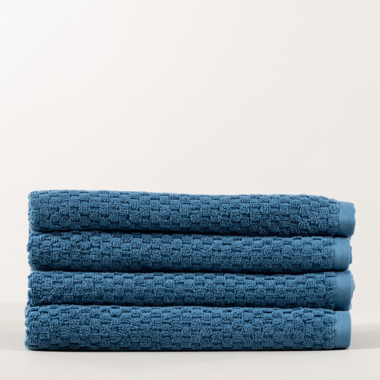 Fresco | Hand Towel | Canningvale