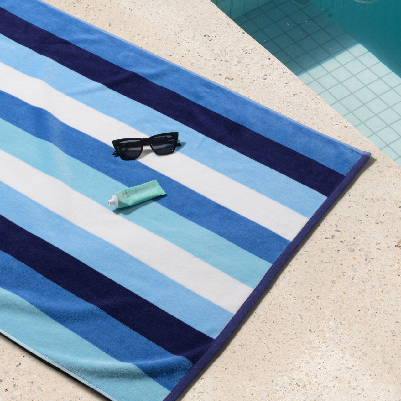 Sorrentina | Linea Azure Velour Beach Towel | Canningvale