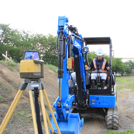 RL-H5A Self-Leveling Laser Kit with LS-B20 Multi-Use Receiver with Rod ...