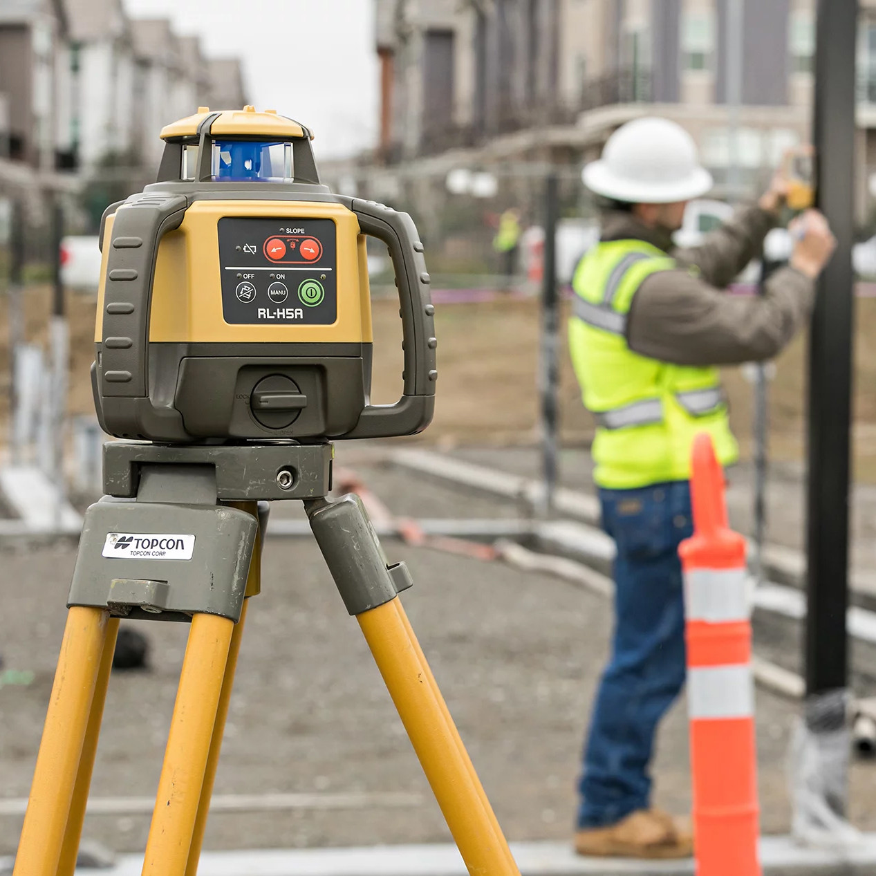 Topcon RL-H5A Rotary Laser Level Kit with LS-80X Receiver, Tripod, and ...