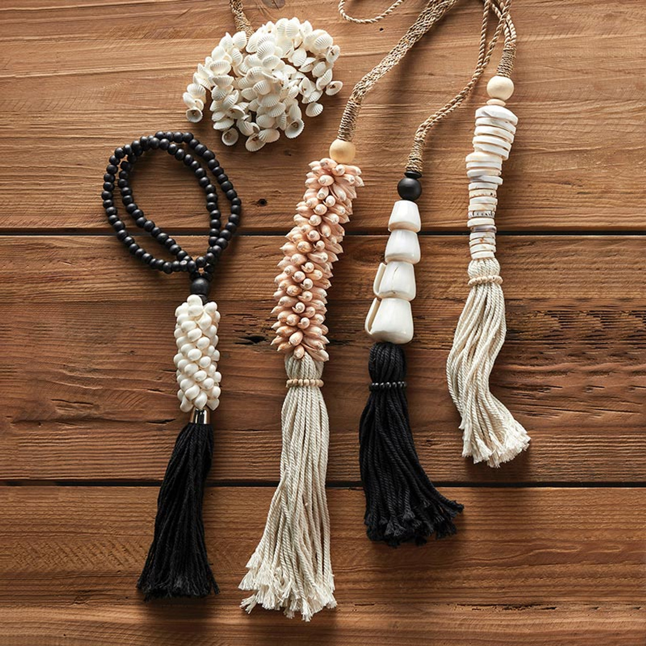 Large Shells Tassel
