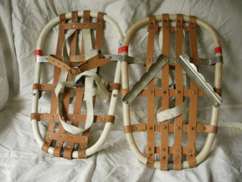 British Military Issue Bear Paw Snowshoes - Hero Outdoors