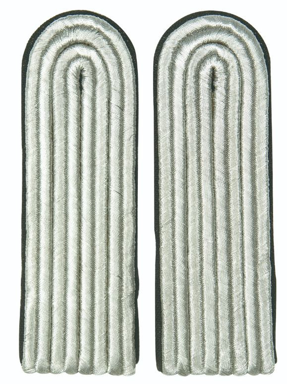 East German Black Lt. Shoulder Boards - Hero Outdoors