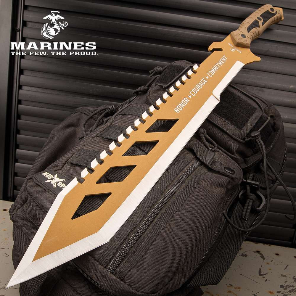 USMC Desert OPS Sawback Machete w/Sheath - Hero Outdoors