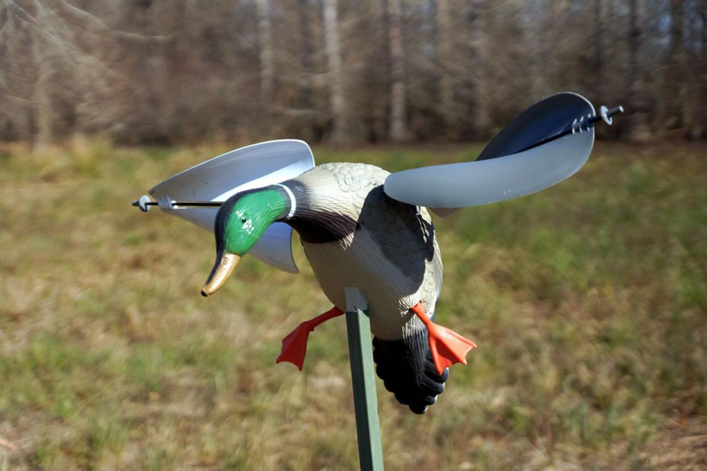 Mojo Wind Duck - Hero Outdoors
