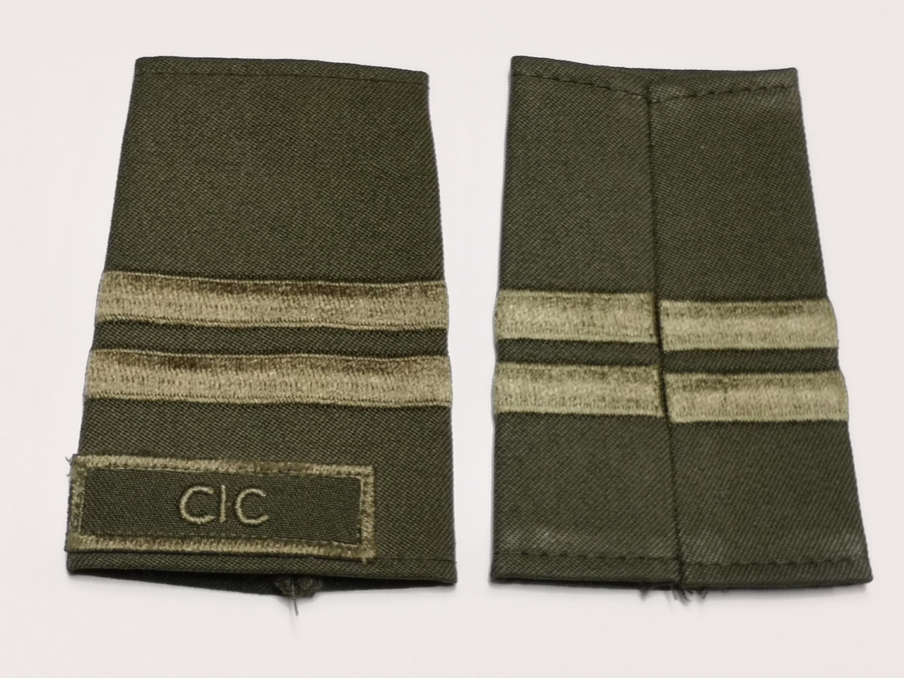 Canadian Armed Forces Green Rank Epaulets CIC - Captain - Hero Outdoors