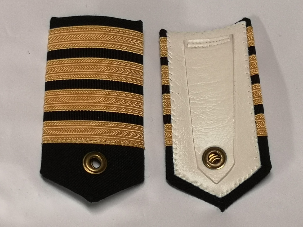 Canadian Armed Forces Navy Shoulder Boards - Captain - Female - No ...