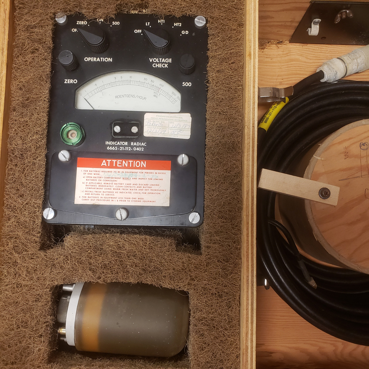 Canadian Armed Forces Remote Monitoring Radiacmeter IM-5015 - Hero Outdoors