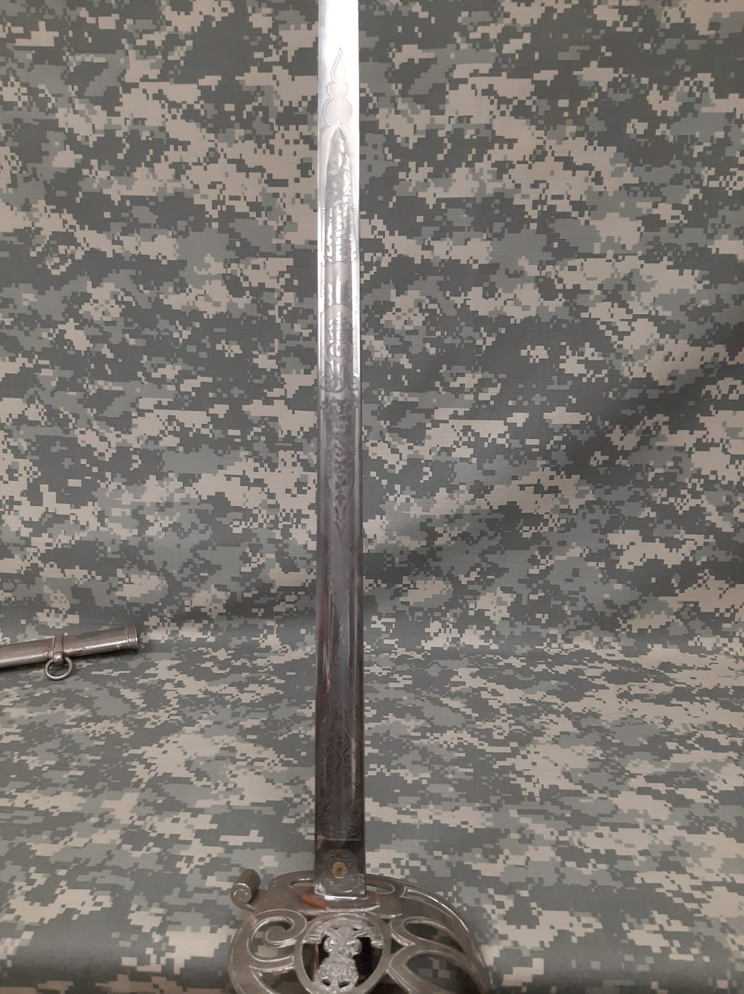 1827 British Victorian Rifle Regiment Officer’s Sword - Hero Outdoors