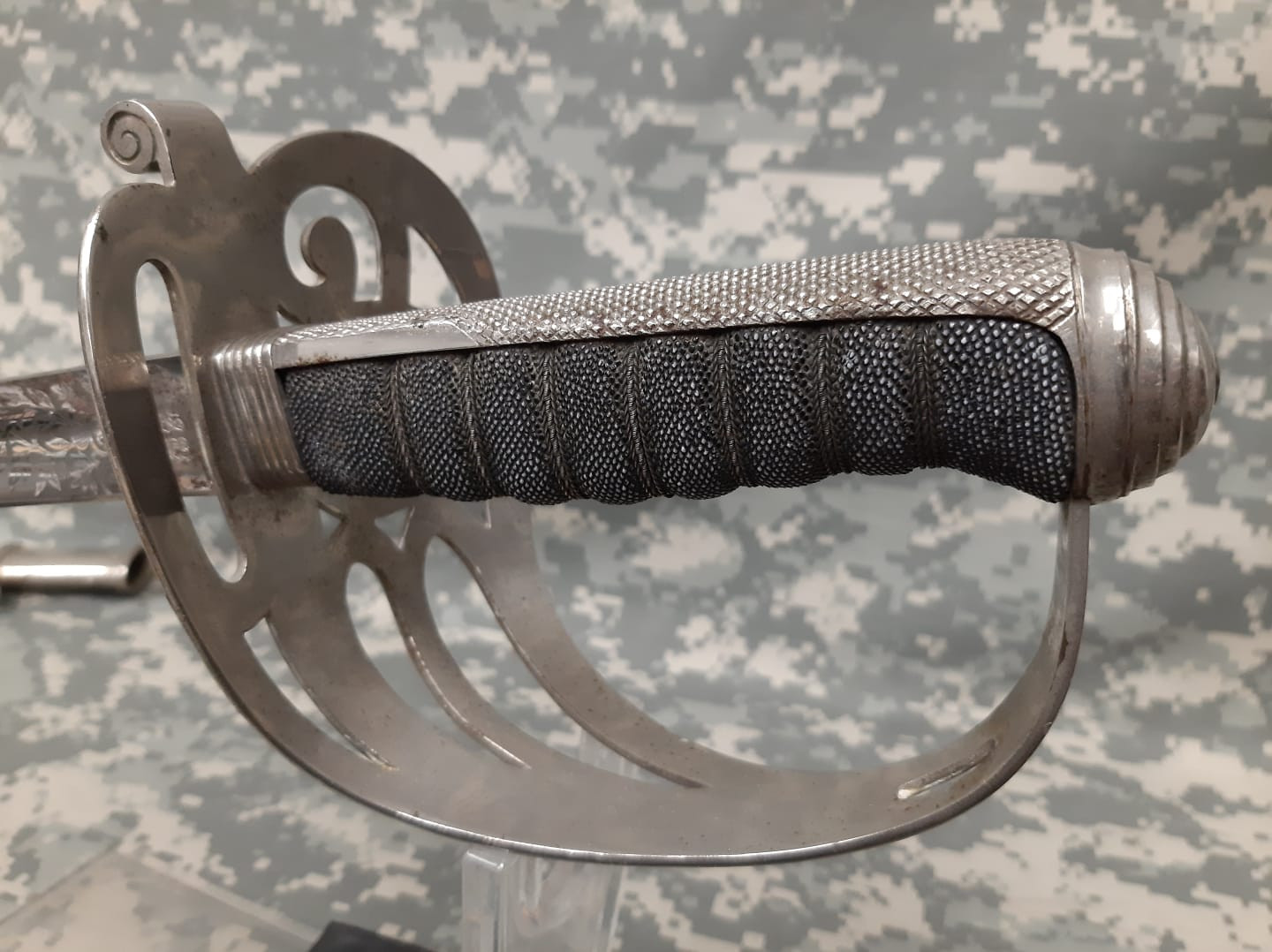 1827 British Victorian Rifle Regiment Officer’s Sword - Hero Outdoors