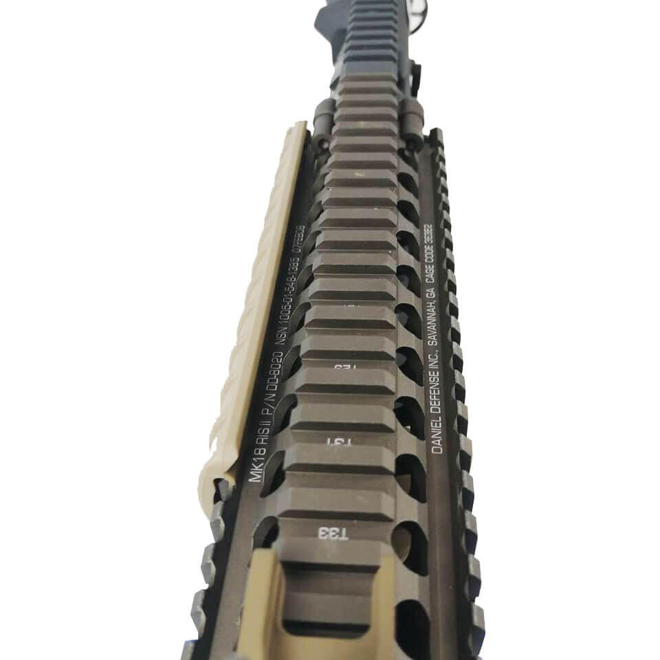 VFC M4 SOPMOD RIS II COLT Licensed AEG (FDE) - Hero Outdoors