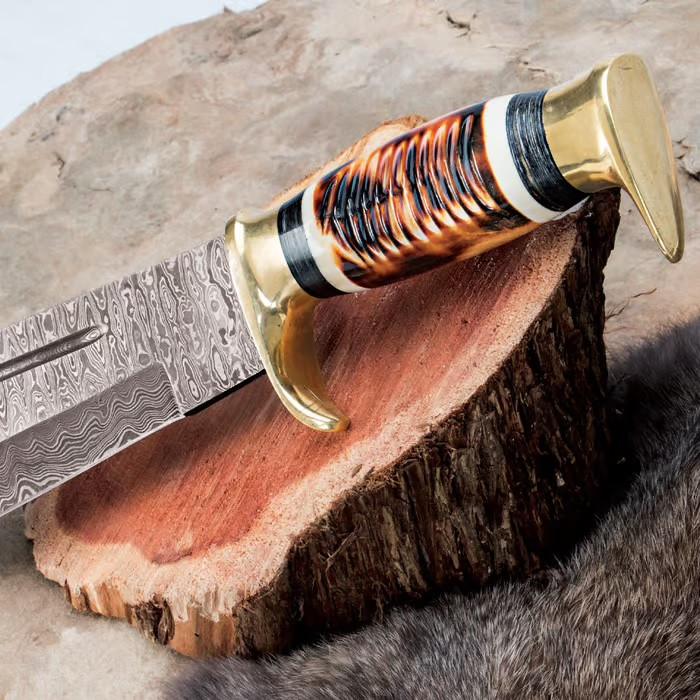 Timber Wolf Golden Stag Bowie Knife - Hero Outdoors