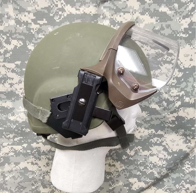 Canadian Armed Forces Kevlar Helmet CG634 w/ Revision Flip Down Visor ...