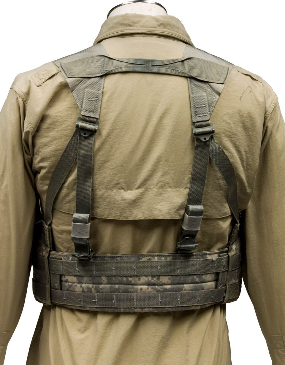 U.S. Armed Forces Load Bearing Vest - Universal Digital - Hero Outdoors