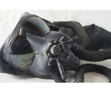 Canadian Air Force N&Z Aviation Pilot Gas Mask w/ Transit Case - Hero ...