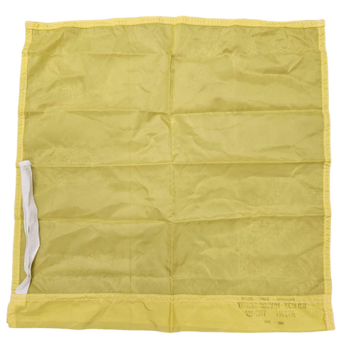 Canadian Armed Forces Yellow Convoy Marker Flags - Hero Outdoors