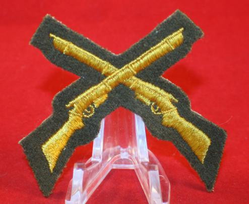 Canadian Army Cadet Marksman Trade Badge - Crossed Rifles - Hero Outdoors