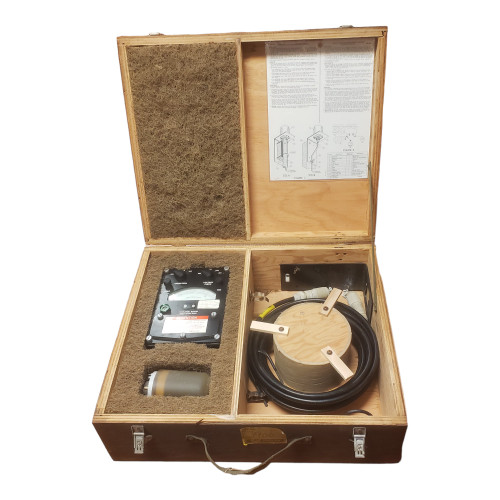 Canadian Armed Forces Remote Monitoring Radiacmeter IM-5015 - Hero Outdoors