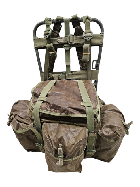 Canadian Armed Forces Manta LC2 '64 Pattern Rubberized Rucksack - Hero ...