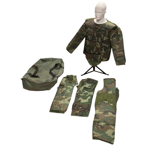 Serbian Armed Forces Combat Engineer M-98 Serbian Woodland Bomb/Frag ...