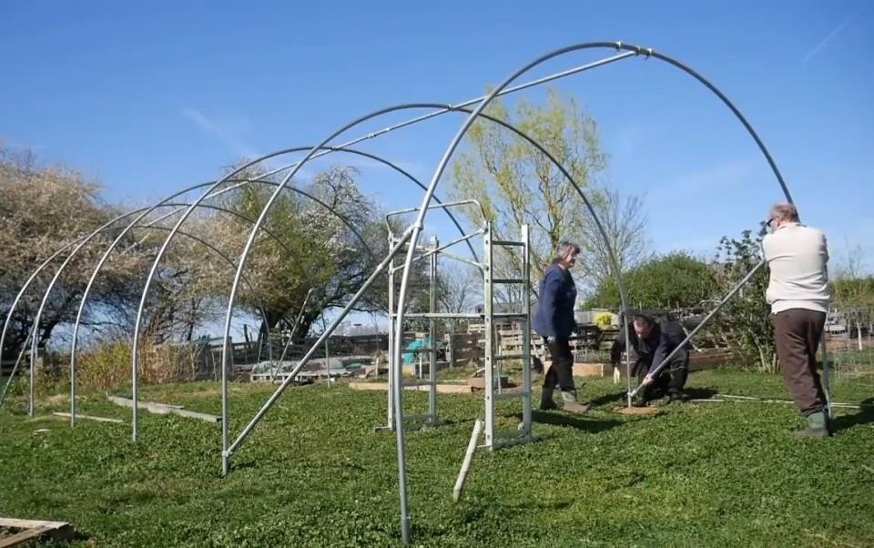 14ft x 12ft Heavy Duty Straight Sided Polytunnel Kit – Professional ...