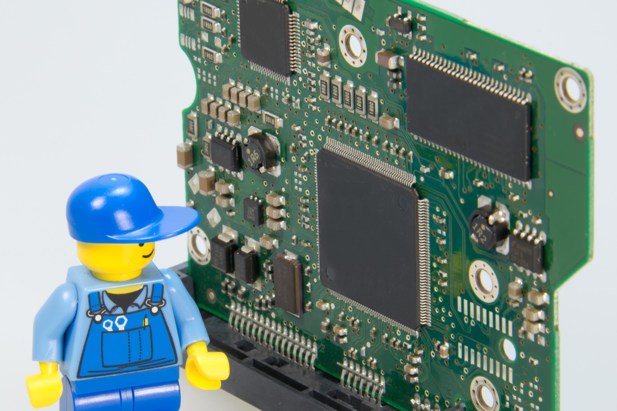 Why Buying Refurbished Computers Is Better for Business - Recompute