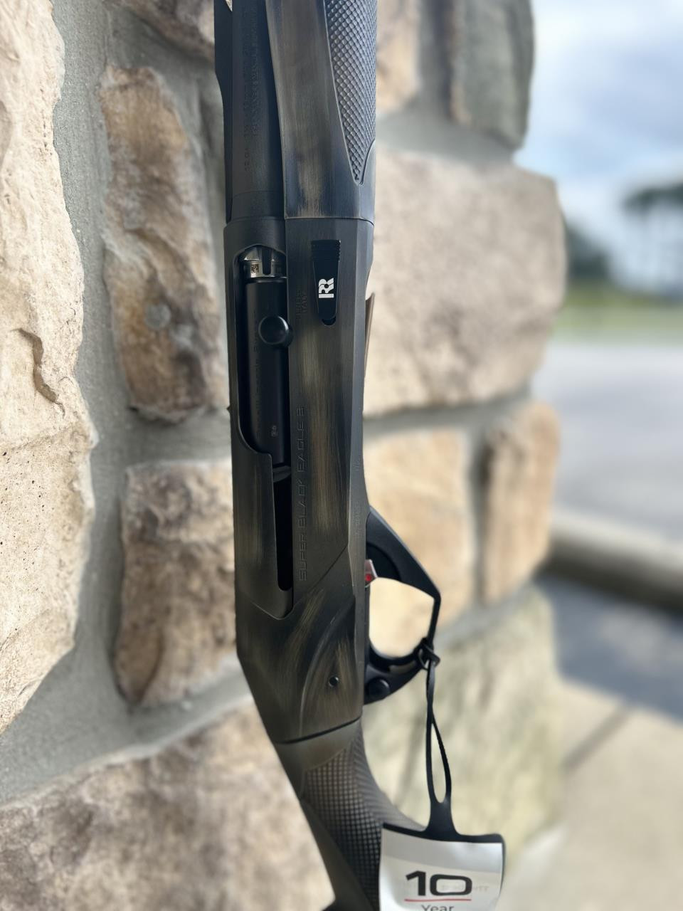 Benelli SBE3 12GA/26" Rob Roberts Distressed Timber Cerakote ...