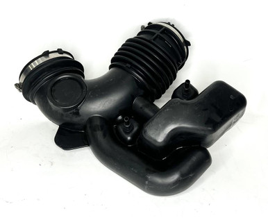 2014 - 2019 C7 Corvette Air Cleaner Outlet Duct OEM 84092388