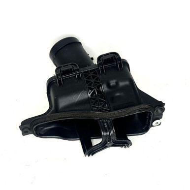 2014 - 2019 C7 Corvette Air Cleaner Assembly OEM 84092393