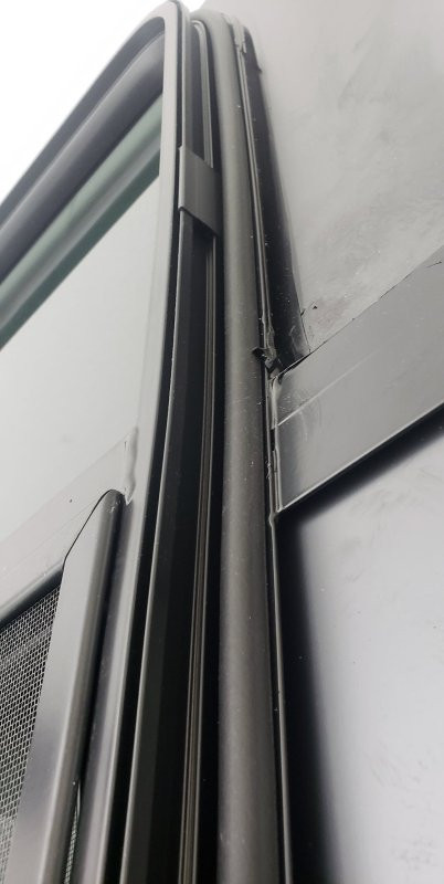 CRL Dual-Vent Window - Sprinter Van - Driver Side Rear Quarter