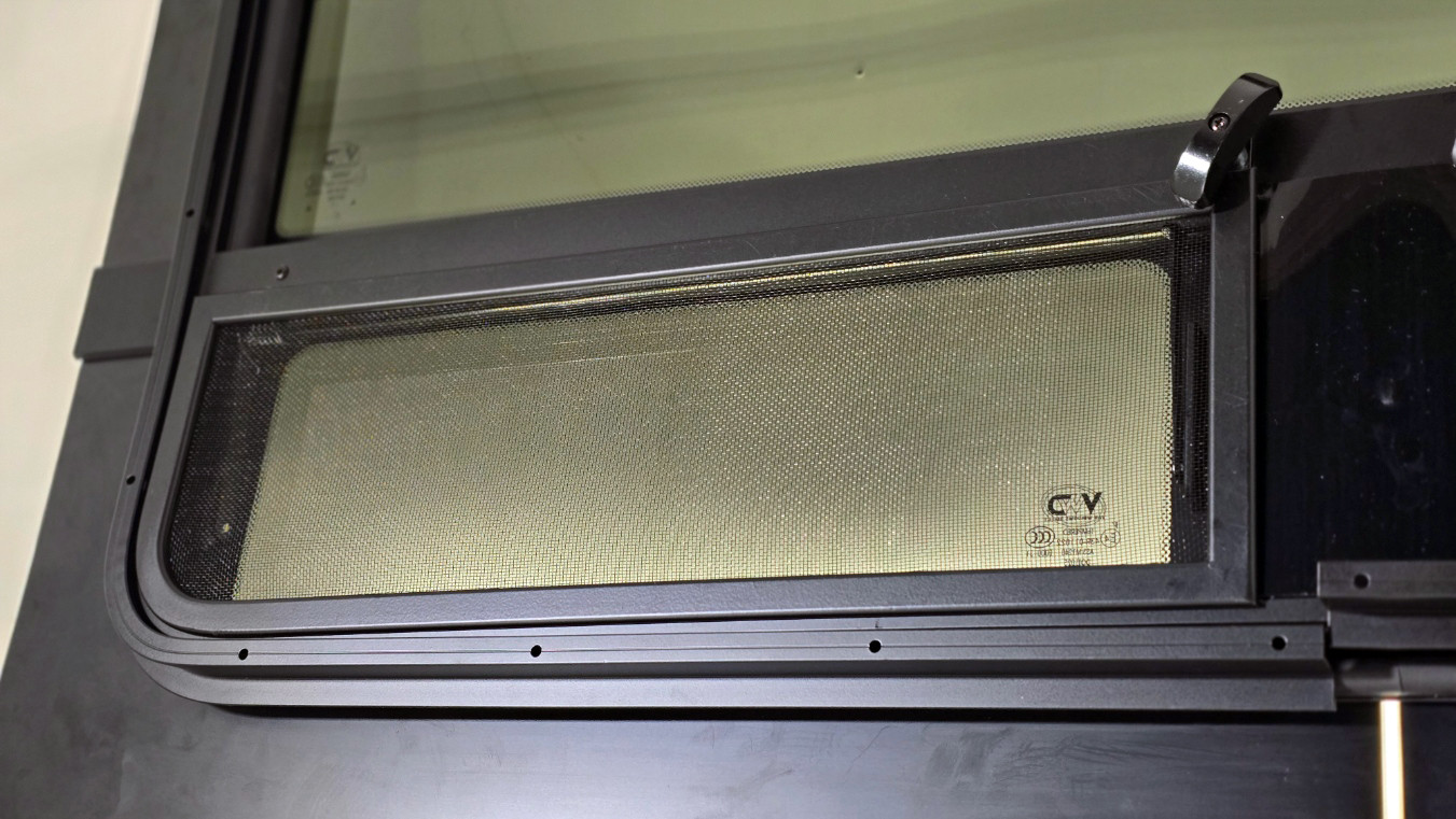 VWD Dual-Vent Van Window (SL101-DV)