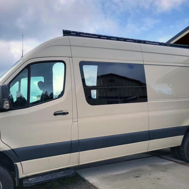 CRL Dual-Vent Window - Sprinter Van - Driver Side Forward