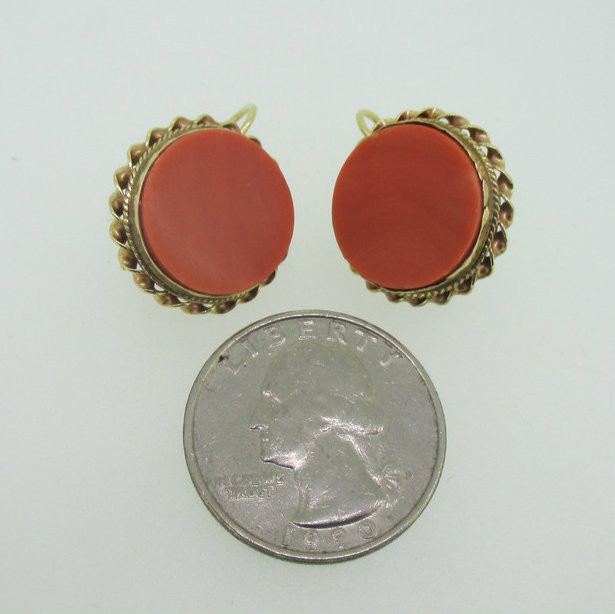 Vintage 14K Yellow Gold Coral Circle Earrings