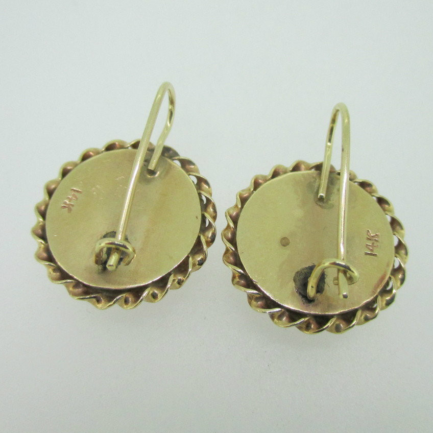 Vintage 14K Yellow Gold Coral Circle Earrings