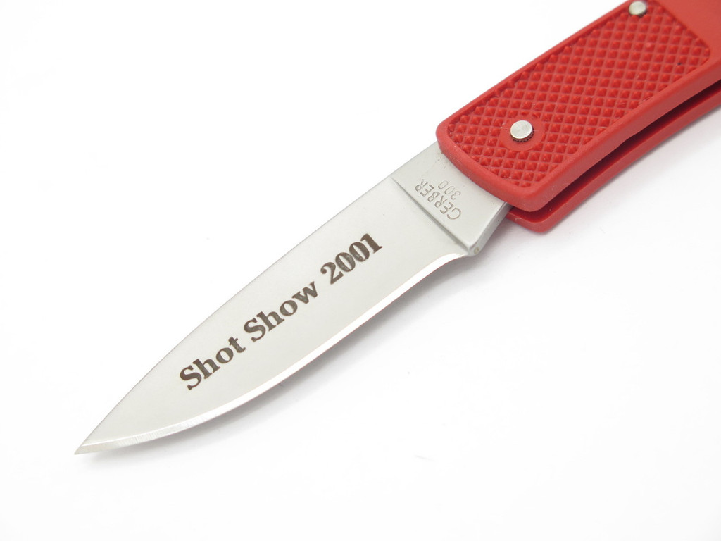 SHOT SHOW 2001 GERBER PORTLAND OR USA 300 ULTRALIGHT RED FOLDING POCKET ...