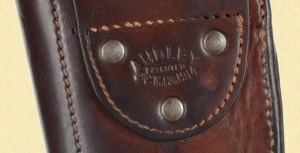 AUDLEY LUGER HOLSTER - M5760 - Simpson Ltd