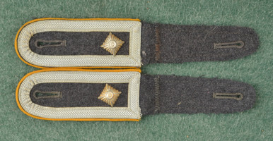 GERMAN Shoulder Tabs - C57020 - Simpson Ltd