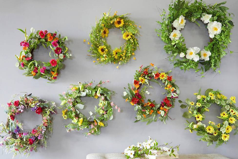 Holiday Décor | Decorations Store | Decorator's Warehouse